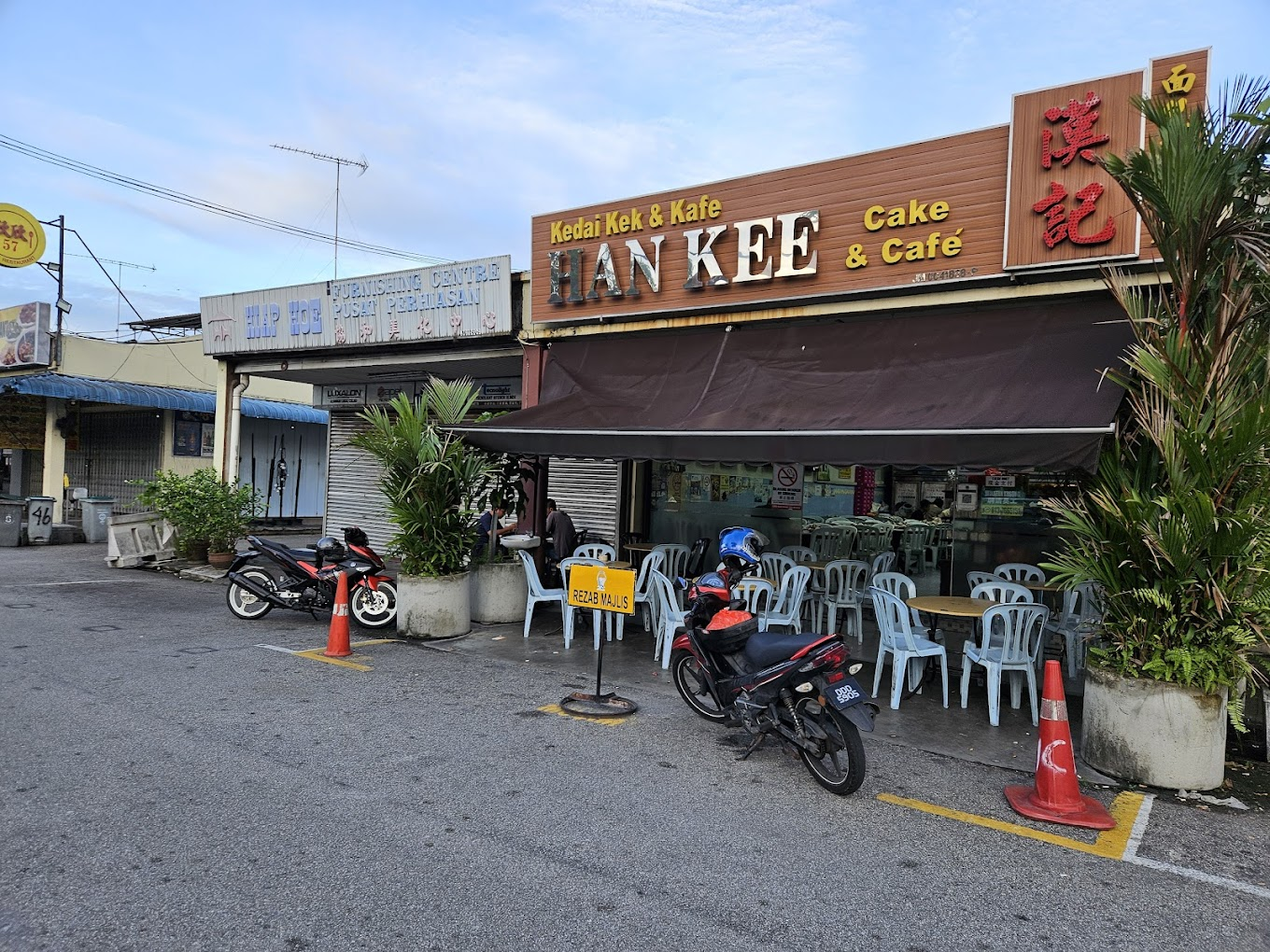 10 Kedai Kek Batu Pahat Paling (Sedap, Halal, Murah)